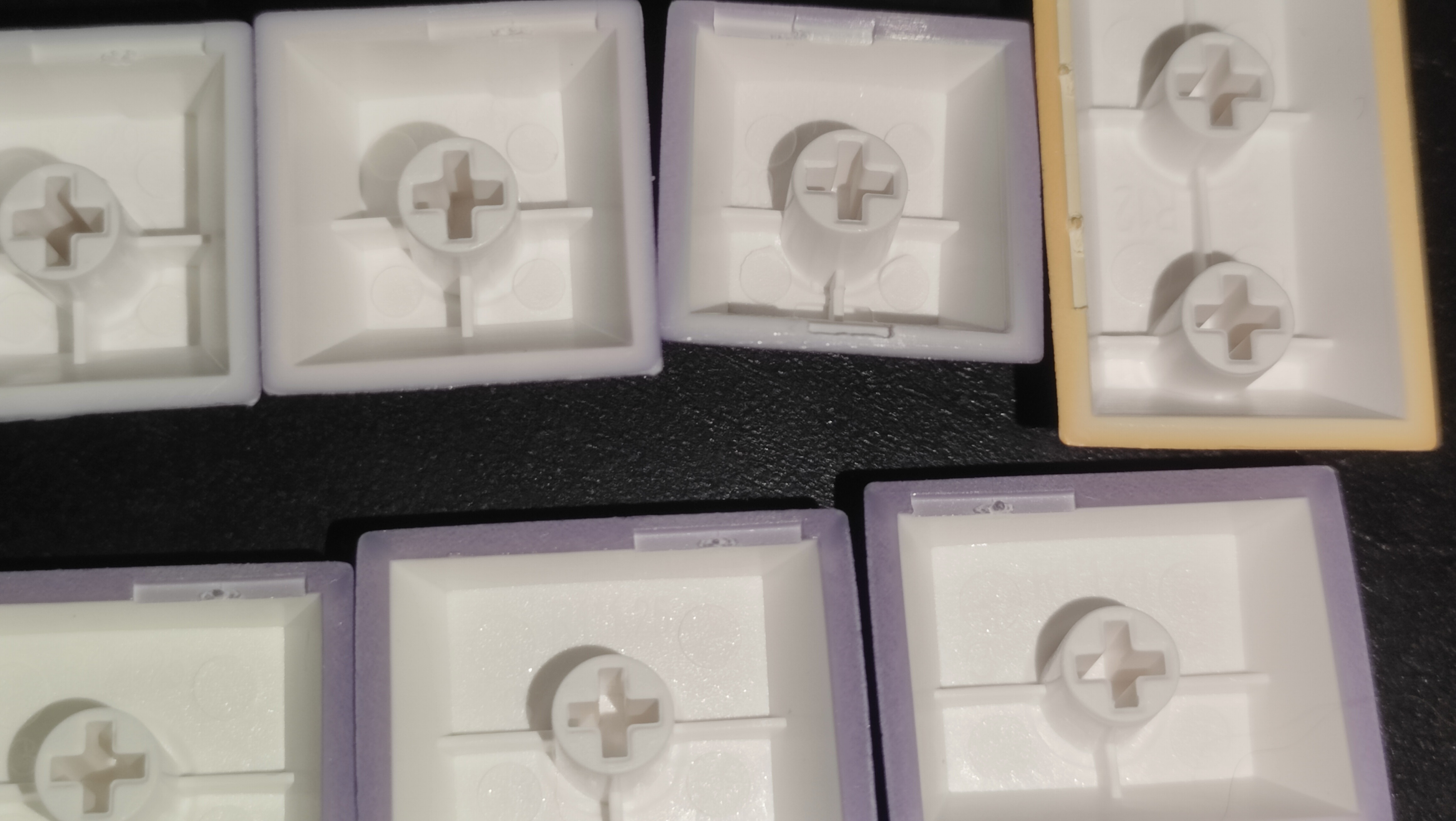 鍵帽開箱：古神祭司 PBT熱昇華 Vtuber Ninomae Ina'nis theme keycaps - fb00371665的創作 ...